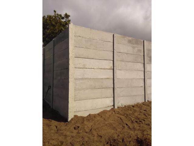 VIBRACRETE @ R38.00 EACH | Building and Trades