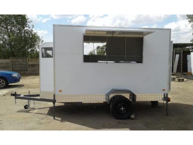 Mobile Kitchens 4×1.9m double axle | Store and Catering Equipment