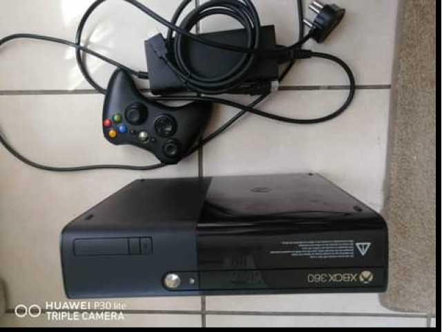 XBOX 360E 500GB HDD | Consoles